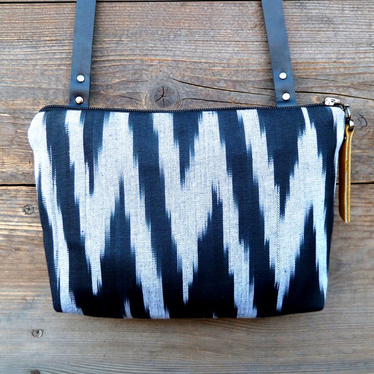 Ikat leather bags & accessories - Hand & Fairmade - by SiRo